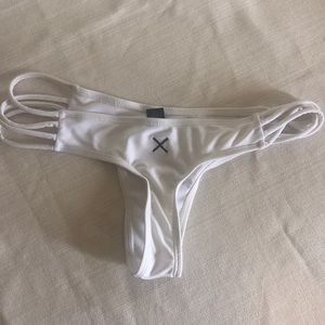Boutine LA | Poshmark